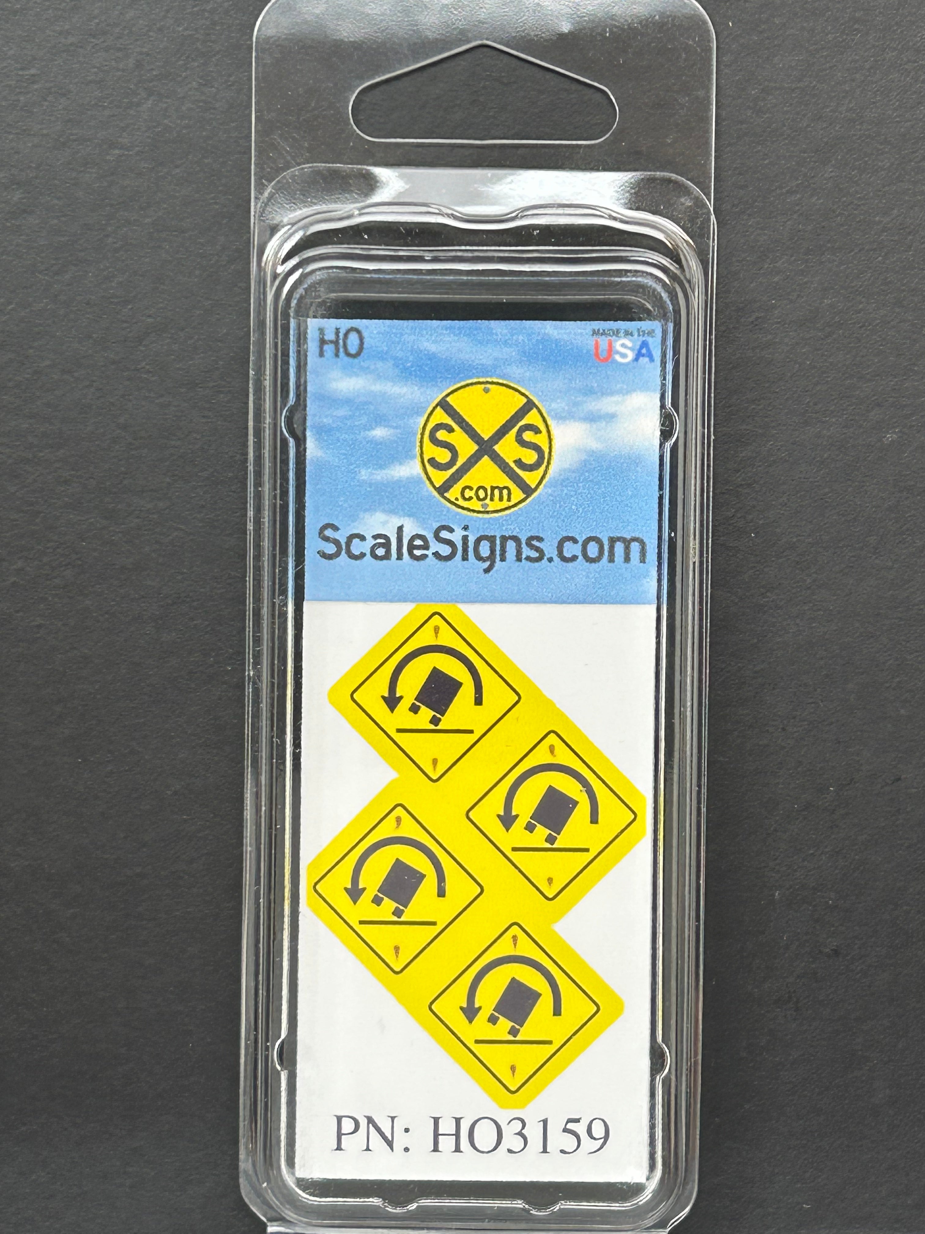 🟢 Truck Rollover – ScaleSigns.com