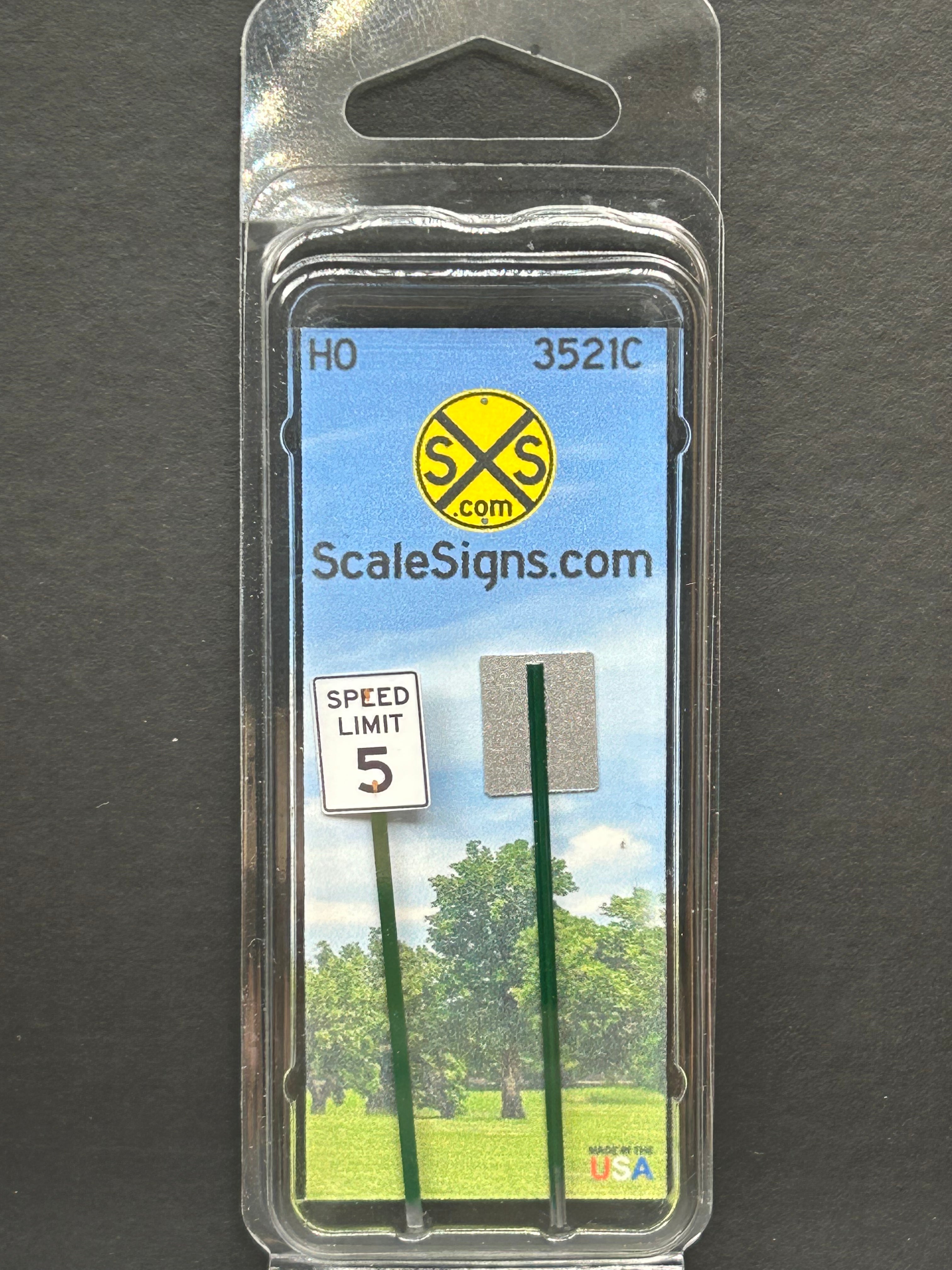 Scale Detailed Model Street and Railroad Signs in 1:87 HO Scale ...