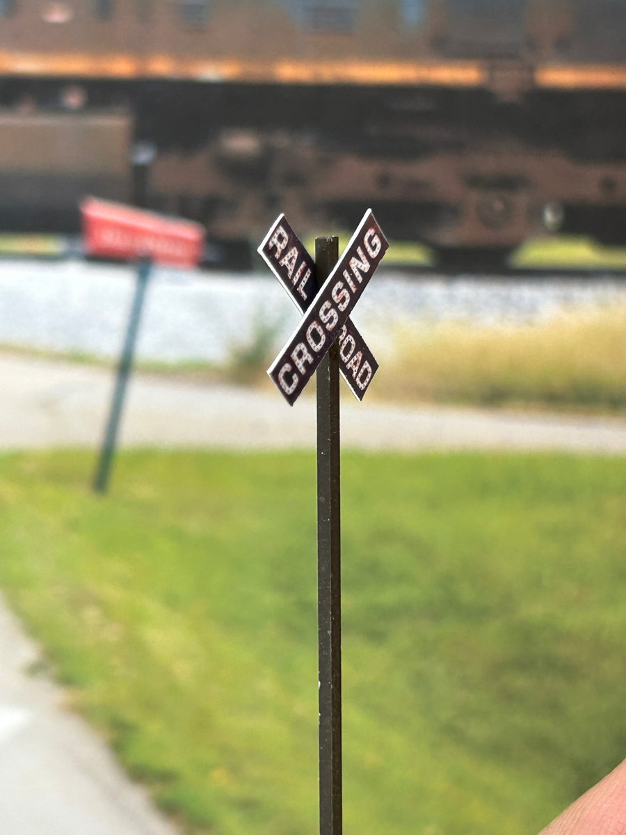 🟢 Crossbuck 3D| ScaleSigns.com