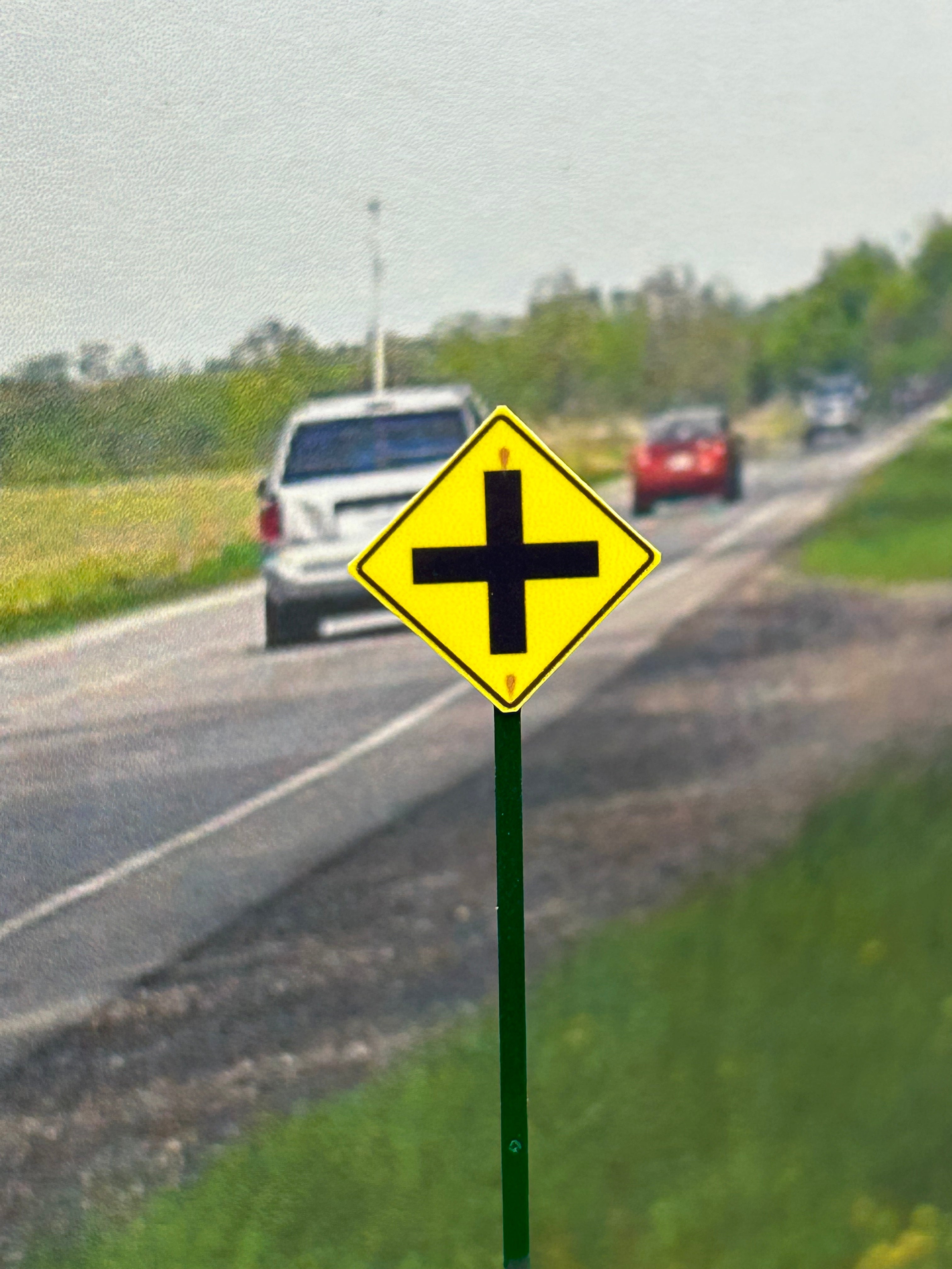 1:87 HO Scale model signs. – ScaleSigns.com